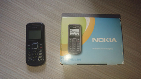 HTC Wildfire S..