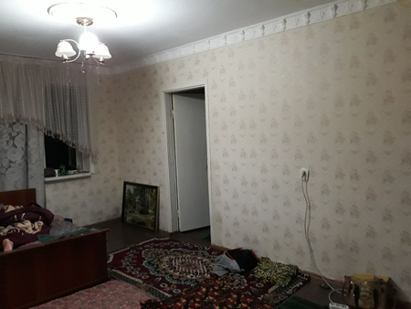2 хонали уй срочно сотилади нархи келишилади