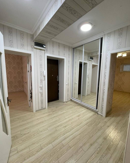 Совминка Дархан 3в4/2/6 Срочно Кирпич Балкон есть не торец Лифт ест