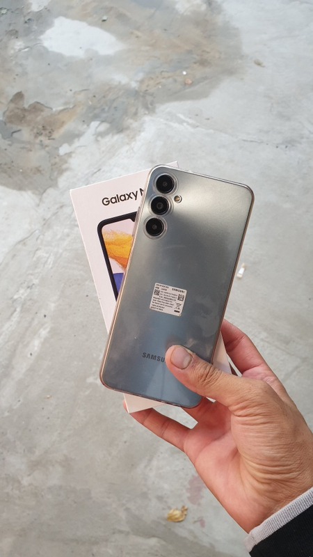 Samsung ideal yangi srochni sotiladi