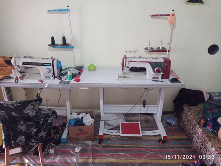 Tikuv mashenasi oyoq bilan boshqariladi