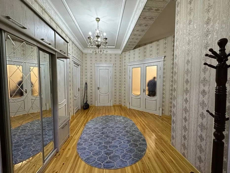 Аренда 3х комнатной евартиры на метро Новза.