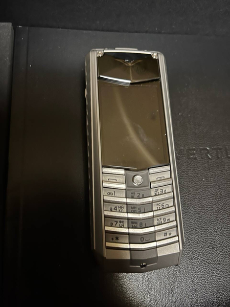 Продается Vertu ascent X