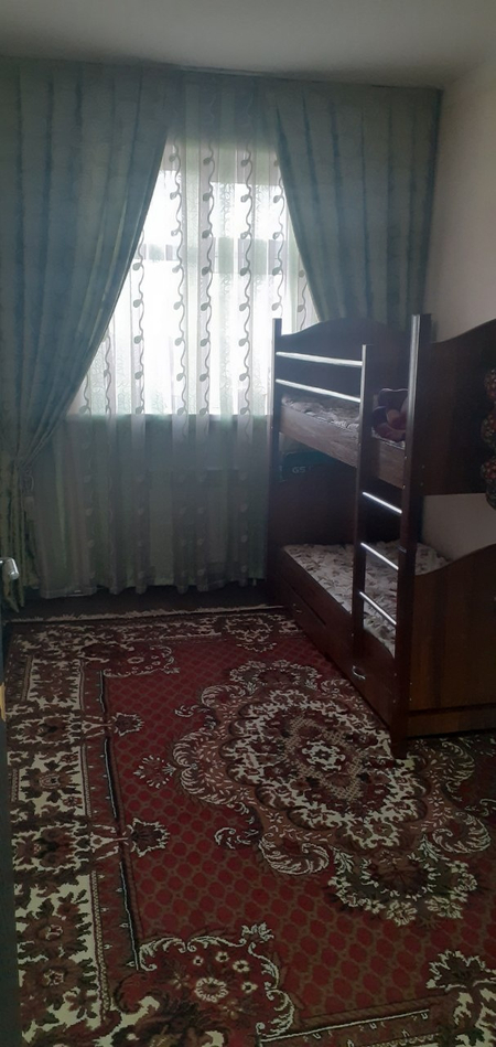 Срочно сотилади Сергели 5 а  3/4/7  57 м²  2 -Метро 100  Метр