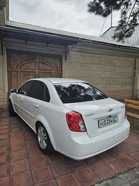 Chevrolet Lacetti 2012