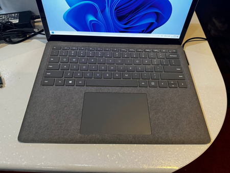Surface Laptop 3 13.3 2k ips sensor i7-10 pokalenya 16GB/512SSD