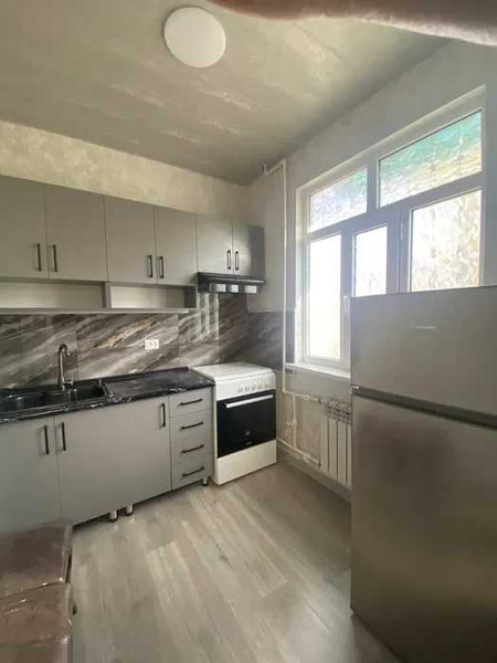 Продаётся квартира с евроремонтом 1/1/4 в Чиланзаре-8