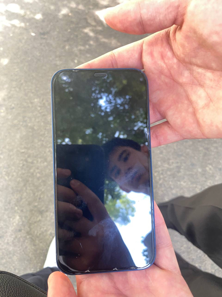 Iphone 12 64 81emkost