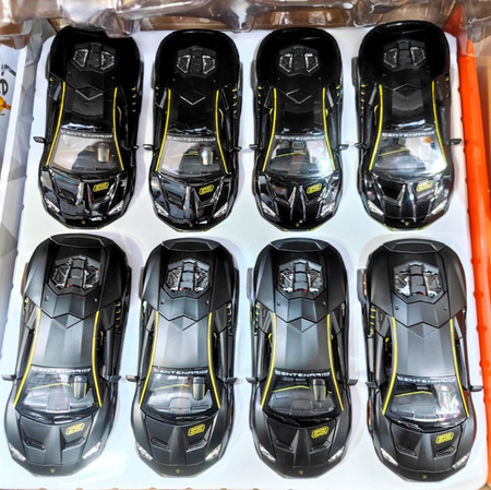 Lamborghini Aventador svj железная машинка 1:24 - Доставка