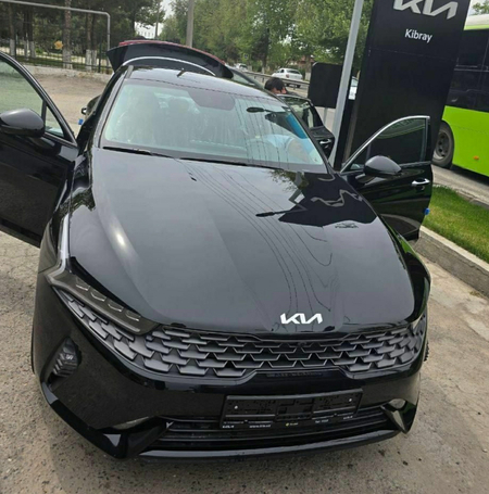 Kia K5 Perstige pozitsiya 2023