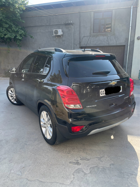 Tracker 1 premier sotiladi, yili 2019