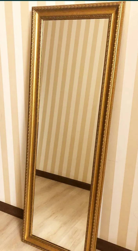 Зеркало настенное