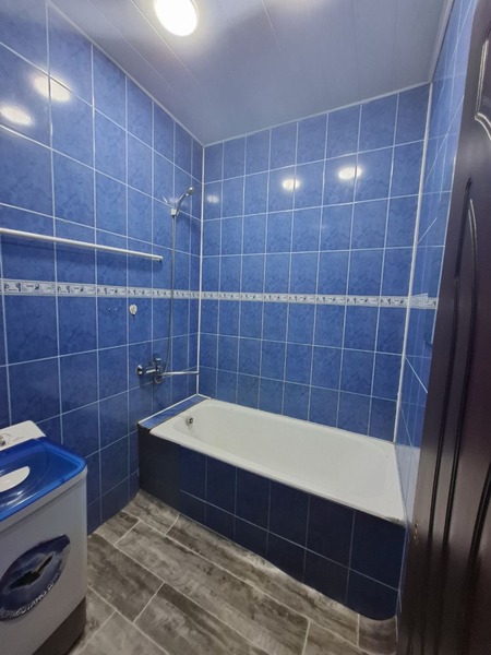 Срочно !! Чиланзар 19.  1в2/4/4. Продаю. 38м2