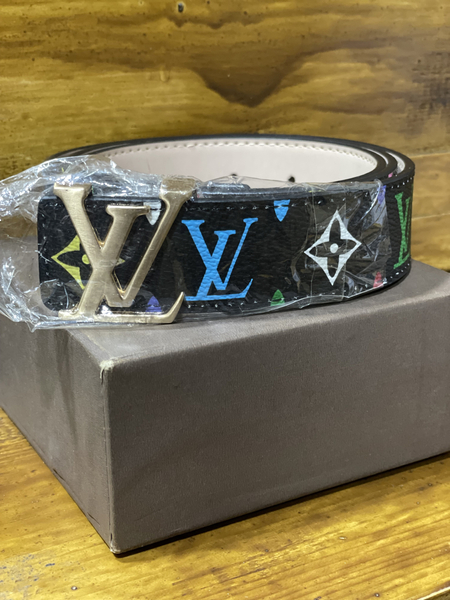 Louis Vuitton ремни