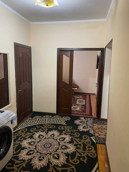 СРОЧНО !! Продаётся квартира в Яшнабаде 2/5/5 ( 60 кв/м ) Тузел 1