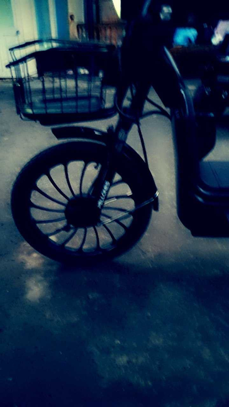 Skuter srochni sotiladi