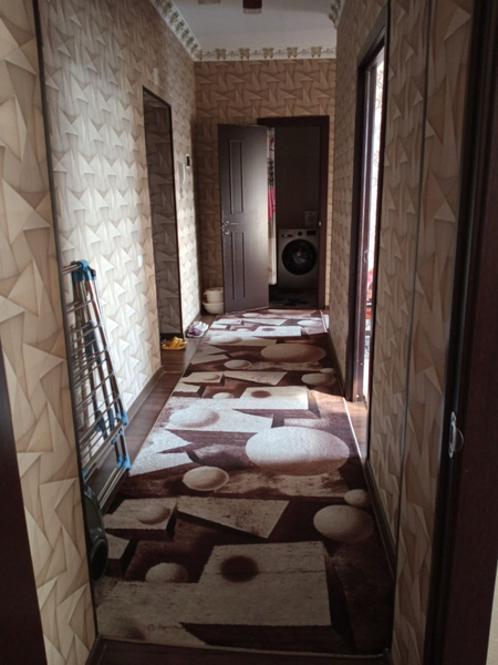 Sergeli 16 A,2 xona 3 etaj 56 kvadrat sotiladi