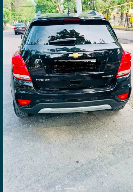 Tracker 1 qora 2019
