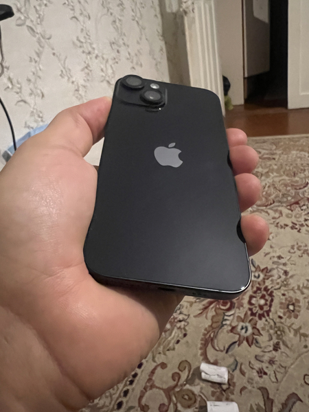 Iphone 14 - 128 gb 650 y.e