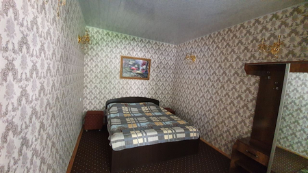 Dacha arendaga beriladi. Дача сдаётся в аренду.