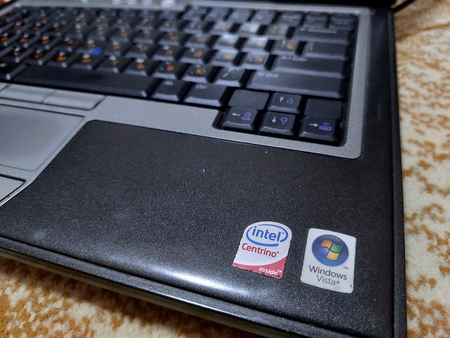 Dell noutbuk ARZON NARXDA srochno