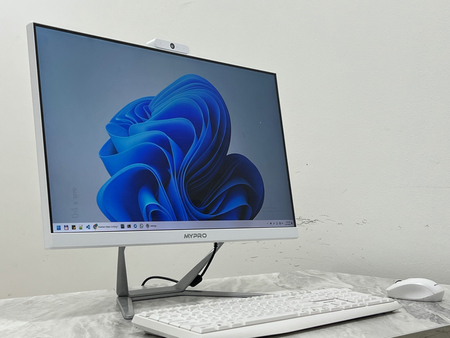 Monoblok kompyuter - Windows 11 Pro