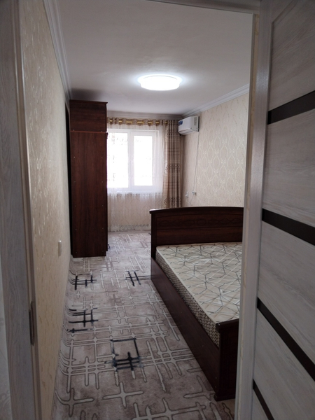 Продаю двух комнатную квартиру в 3 мкр с евро ремонтом и с мебелью