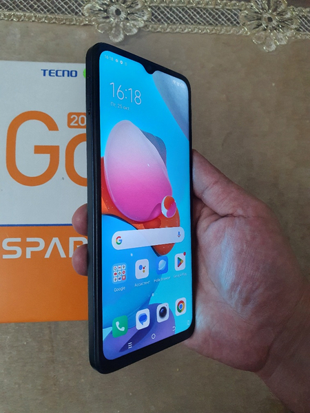 Srochna sotiladi Tecno Spark Go 2023 6/64Gb  Karobka dakument bor