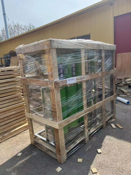 Suvni distirlab beruvchi aparat va antifriz va gel stanok