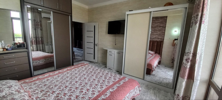 Shayhantohur tumani GULZOR PLAZADA 4 xonali uyimiz sotuvda