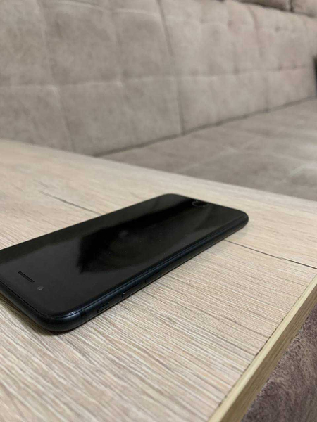 ПРОДАЁТСЯ Iphone 7 32gb