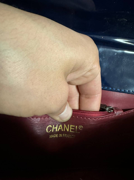 Продаётся оригинальная сумка Chanel.
