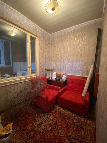ПРОДАМ КВАРТИРУ, Сергели-Спутник-17 1/2-2-4 1-ком, переделана в 2-ком