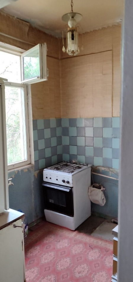 1/4/4чиланзар 11 продаётся