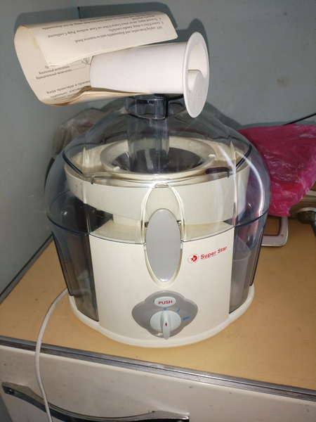 Продам соковыжималку SJ-102