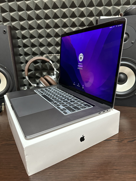 Macbook pro 1707 16/512gb 2017