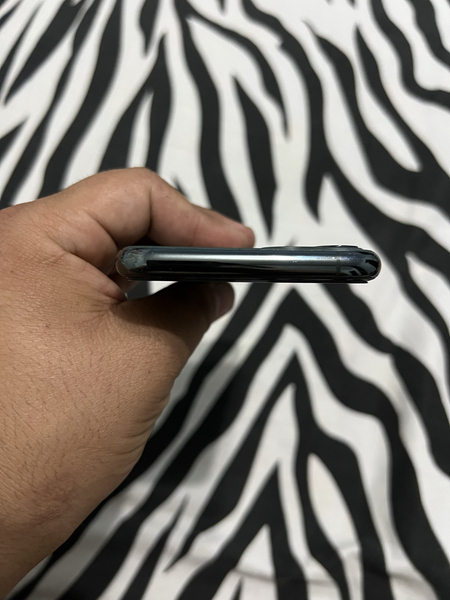 iPhone 11 pro 64gb ideal