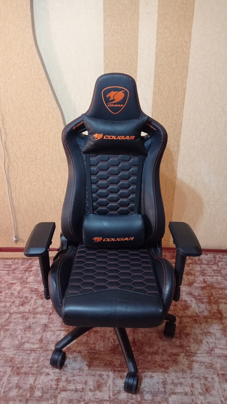 Игравой кресло COUGAR Outrider S сотилади