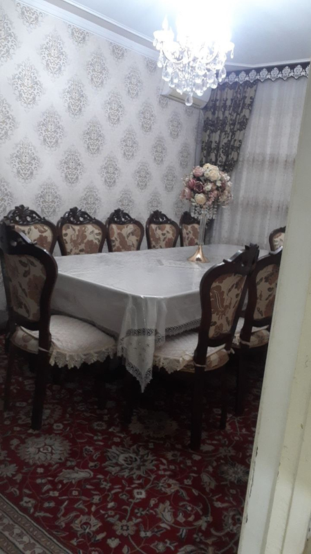Qora Qamishda 3honali dom sotiladi 2chi etaj dom5tajli