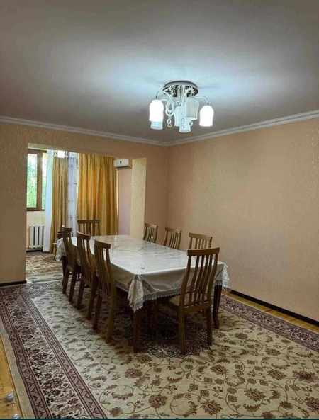Продаётся 4/4/4 квартира на Ц-1  ор-р английский посольство Br04