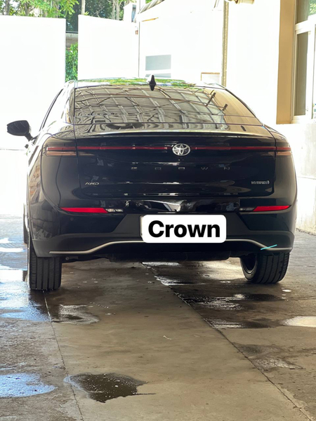 Продается Toyota Crown hybrid