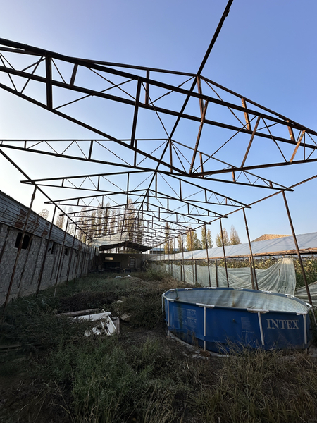 Temir Ferma Uzunligi 40metr Eniga 10metr Balandligi 4 metr