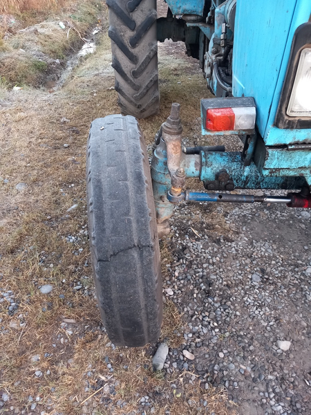 Mtz 80 sotiladi 40mln