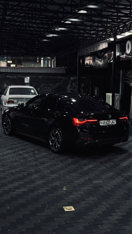 BMW I4 без пробега