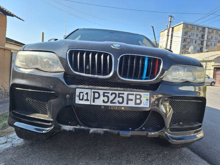 BMW
Shuanhuan Bmw х5 хитой версия 
Меʼʼ