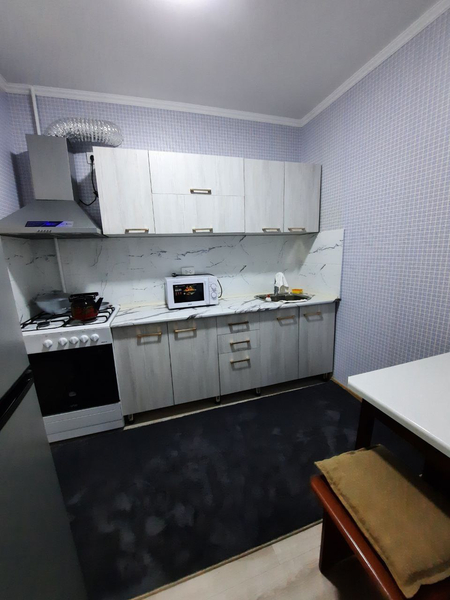 Сдаю 1/4/5 Максим Горький метро