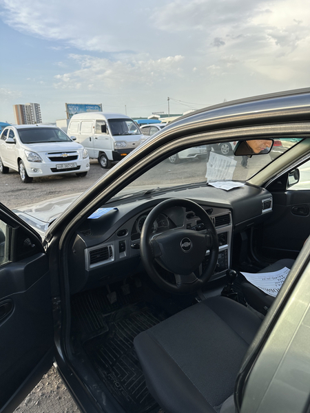 Nexia 2 kraska toza metan bor 86km yurgani halol 2015 yil  mashina ide