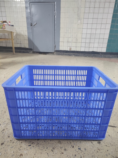 Plastmassa yashik , baquvvat 40x60 razmer