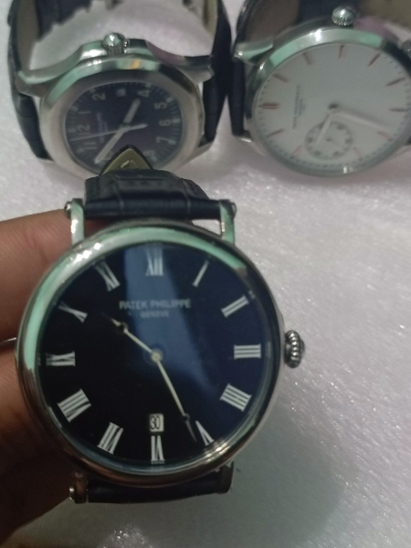 Patek philip mexanika xolati yaxwi Patek philip mexanika xolati yaxwi