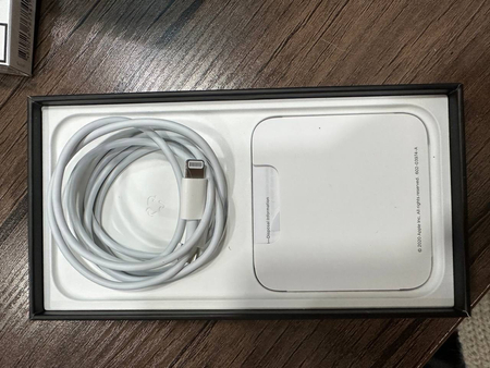 IPhone 12 Pro ( pasific ocean)